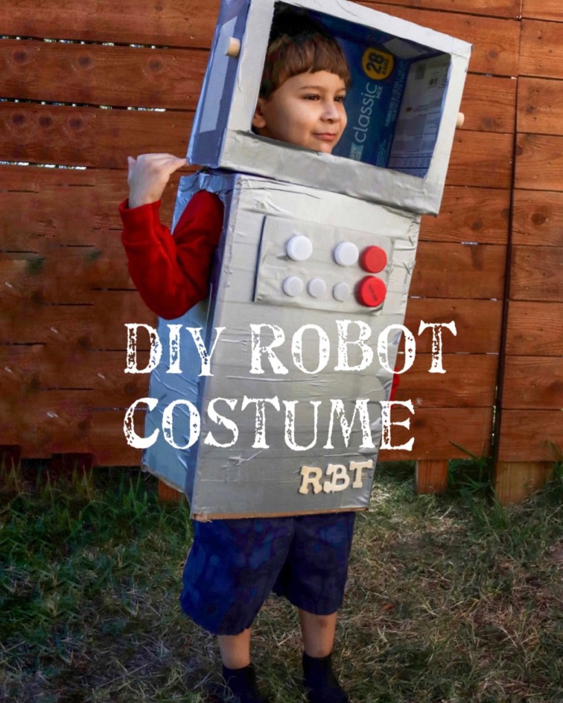 DIY ROBOT COSTUME – Whimsically Angie